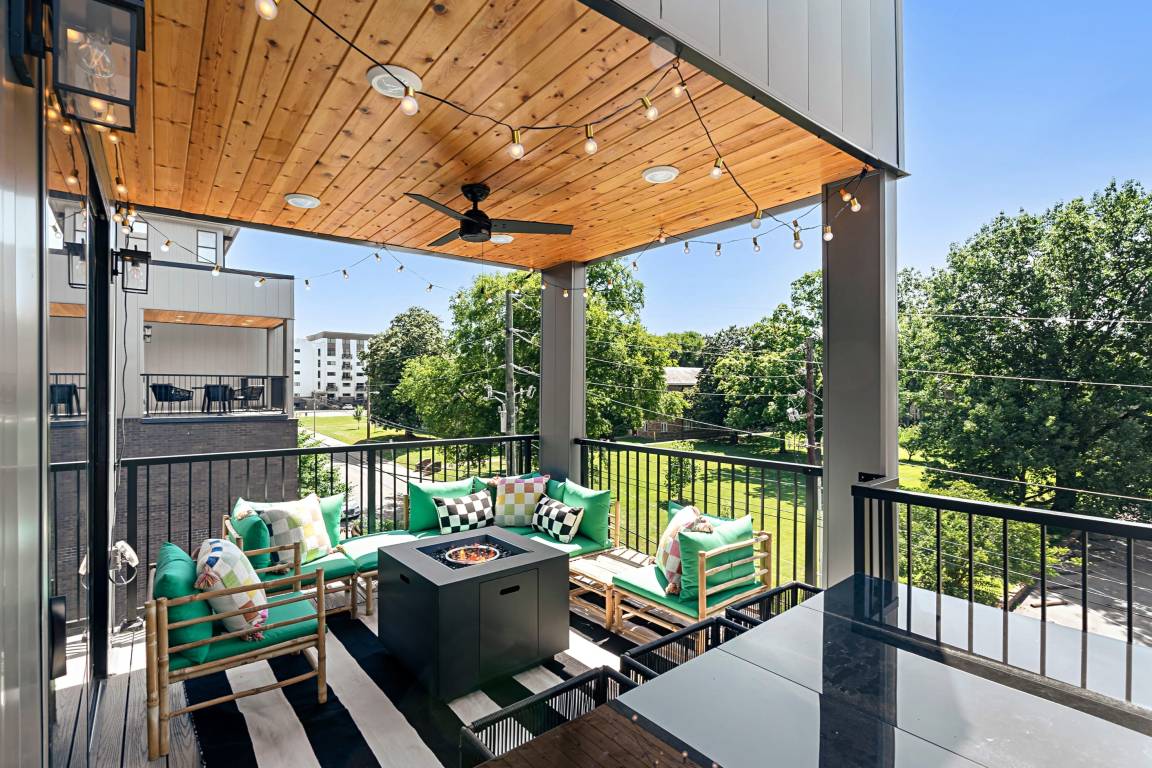 641 M² House ∙ 12 Bedrooms ∙ 30 Guests - Nashville, TN