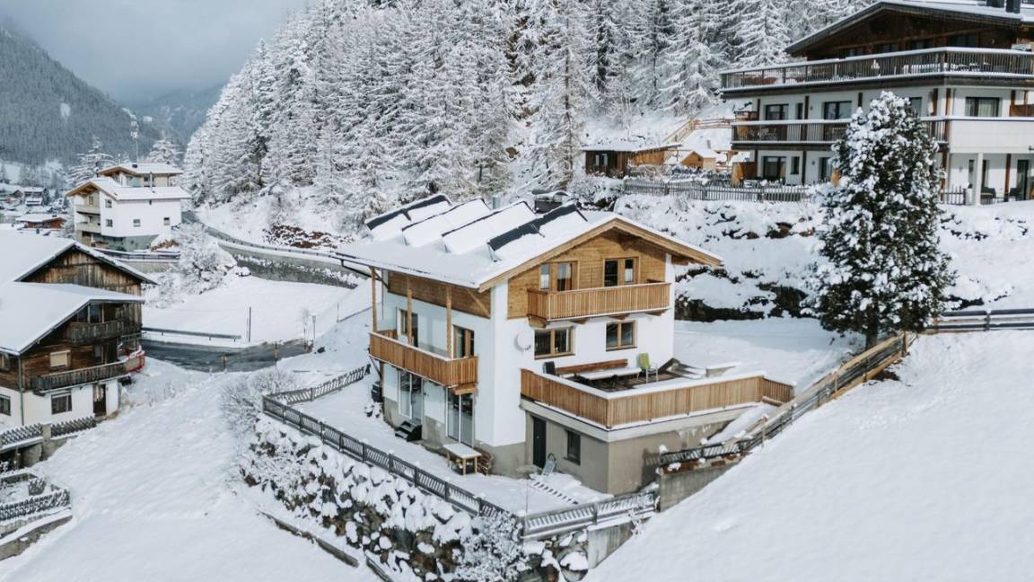 125 M² Ferienwohnung ∙ 4 Schlafzimmer ∙ 10 Gäste - Sölden