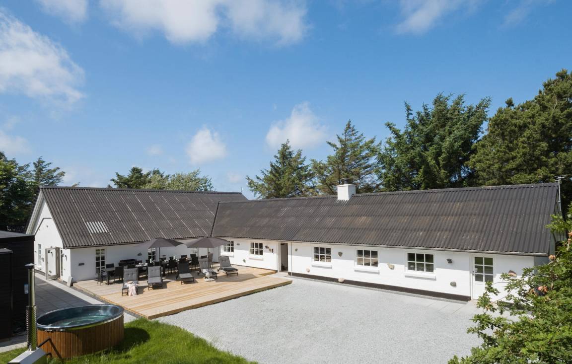 292 M² Bauernhof ∙ 6 Schlafzimmer ∙ 17 Gäste - Løkken