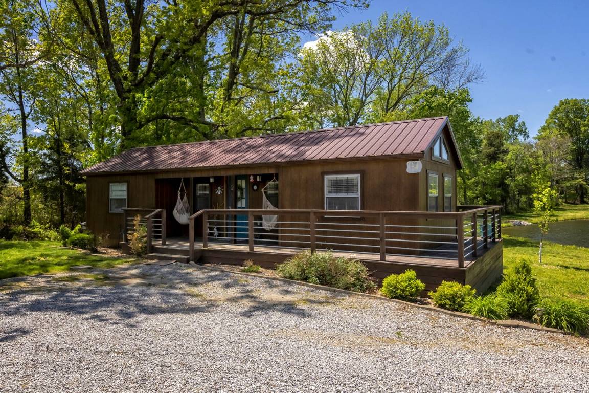 House ∙ 1 Bedroom ∙ 4 Guests - Marion, IL