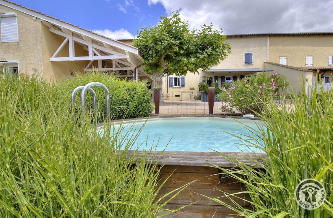 75 M² Gîte ∙ 1 Chambre ∙ 3 Personnes - Beaujolais