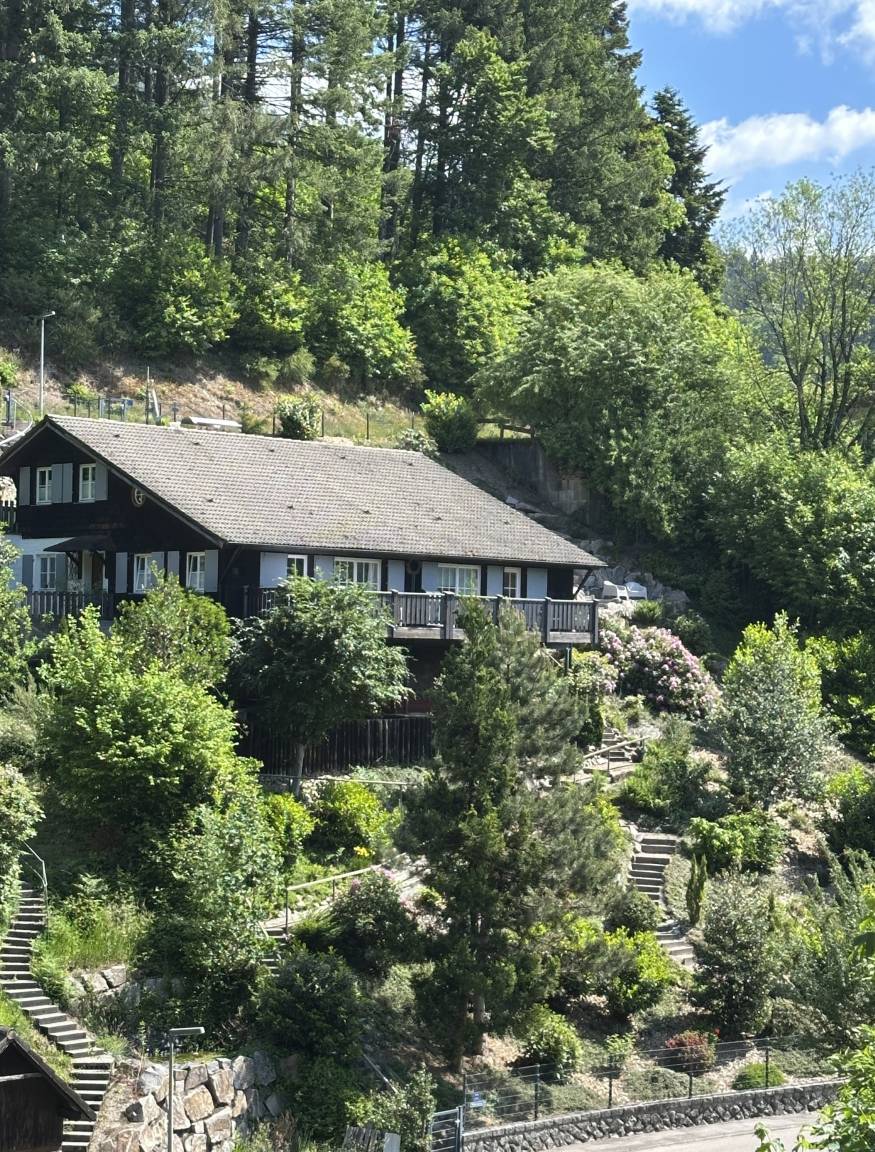 100 M² Ferienhaus ∙ 2 Schlafzimmer ∙ 4 Gäste - Sasbachwalden