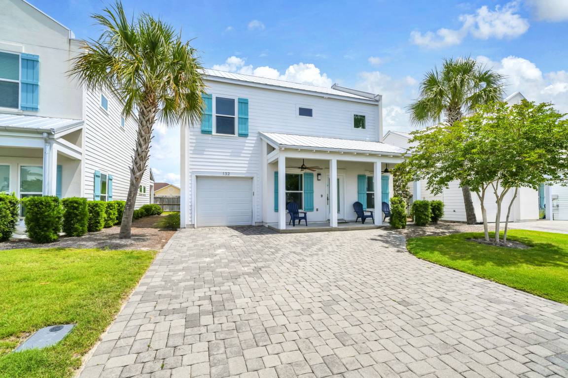 214 M² House ∙ 4 Bedrooms ∙ 11 Guests - Panama City Beach, FL