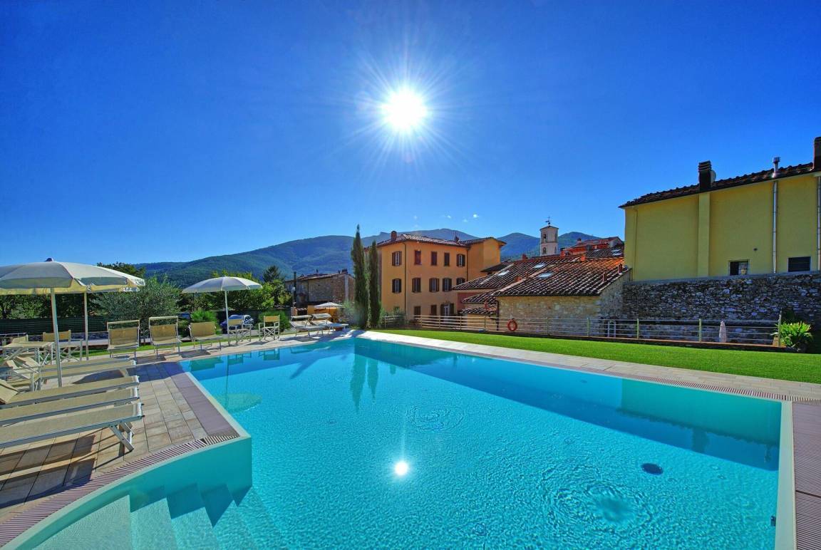 70 M² Appartement ∙ 2 Slaapkamers ∙ 4 Gasten - Lucca