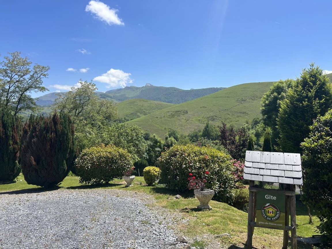 110 M² Gîte ∙ 2 Chambres ∙ 4 Personnes - Argelès-Gazost