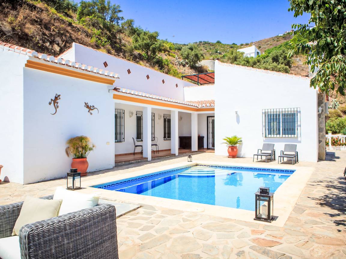 120 M² Maison De Vacances ∙ 3 Chambres ∙ 6 Personnes - Torrox