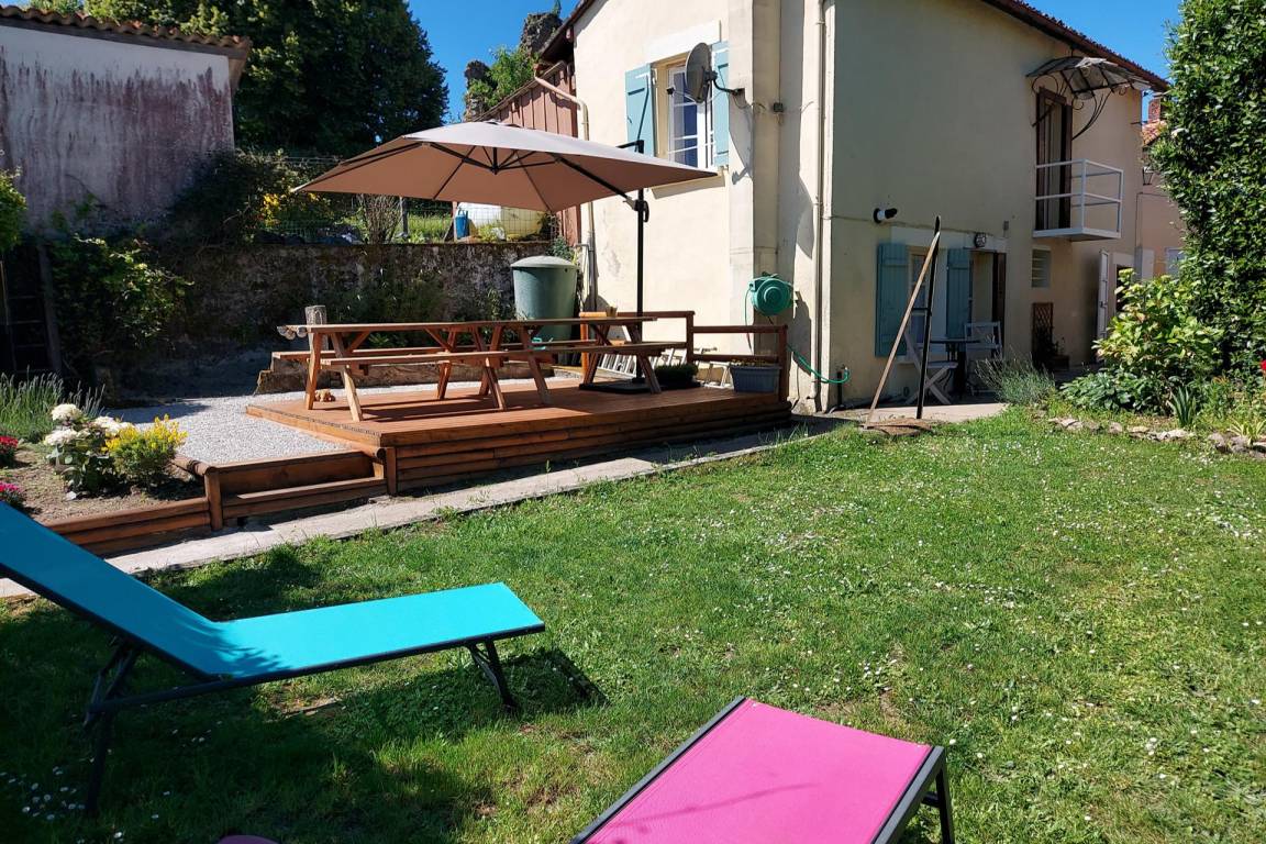 55 M² Maison De Vacances ∙ 2 Chambres ∙ 4 Personnes - Confolens