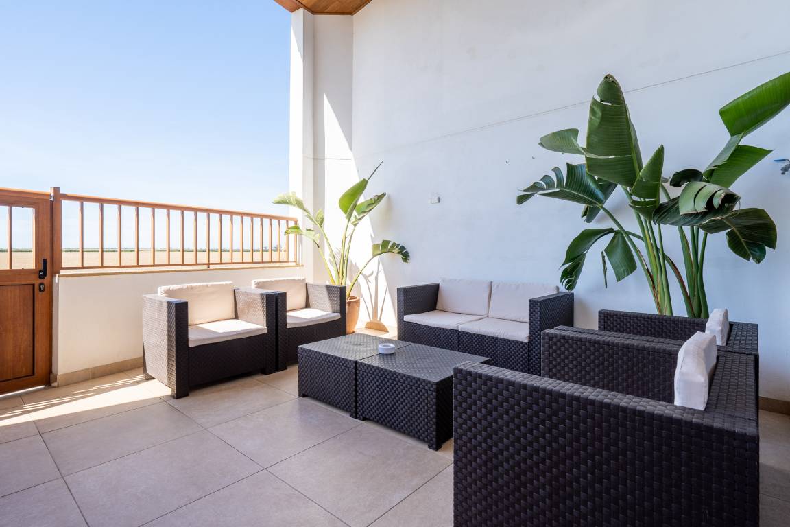 100 M² House ∙ 3 Bedrooms ∙ 8 Guests - Deltebre