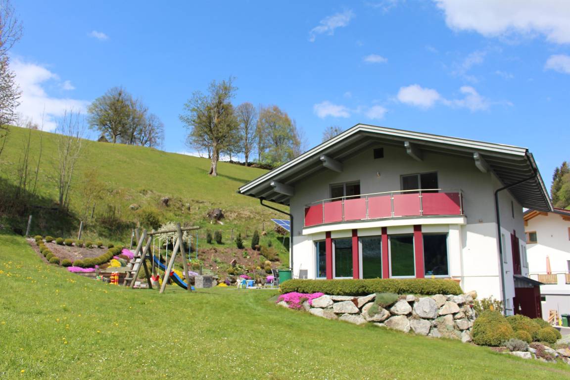 50 M² Apartment ∙ 2 Bedrooms ∙ 4 Guests - Hoher Dachstein