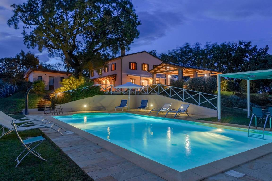 250 M² Villa ∙ 4 Bedrooms ∙ 8 Guests - Fano