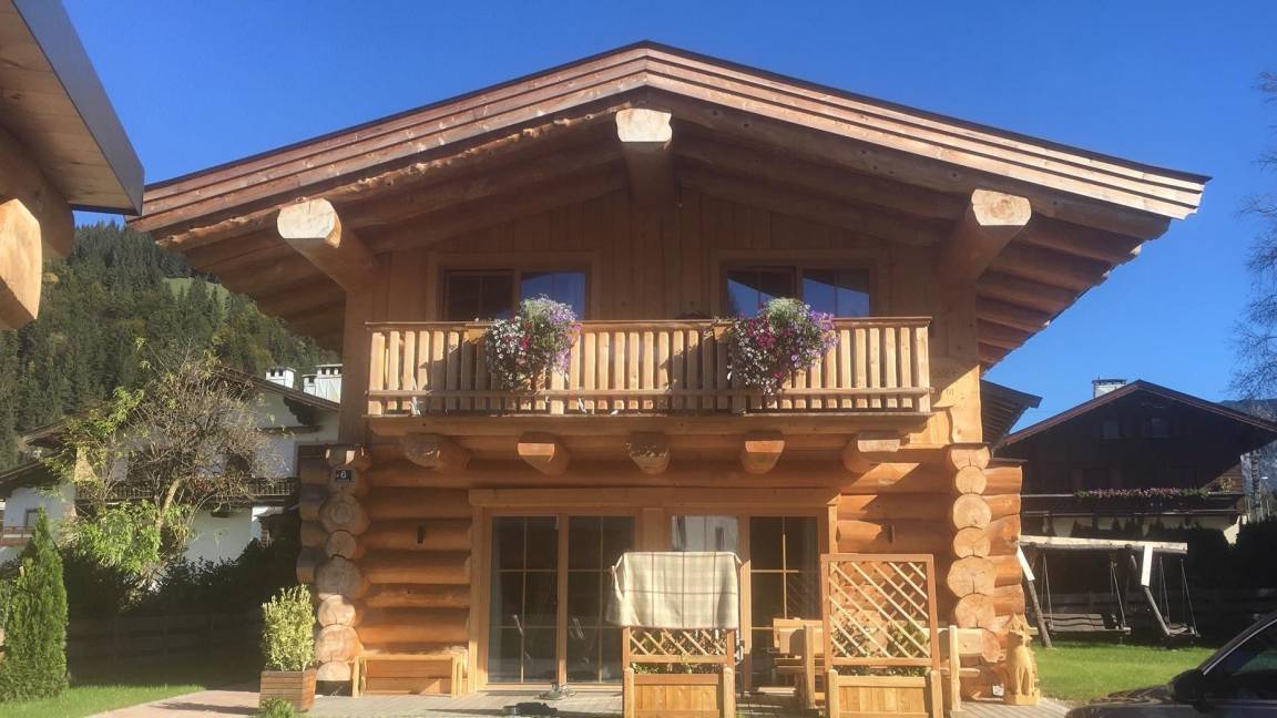 100 M² Ferienhaus ∙ 2 Schlafzimmer ∙ 6 Gäste - Saalbach