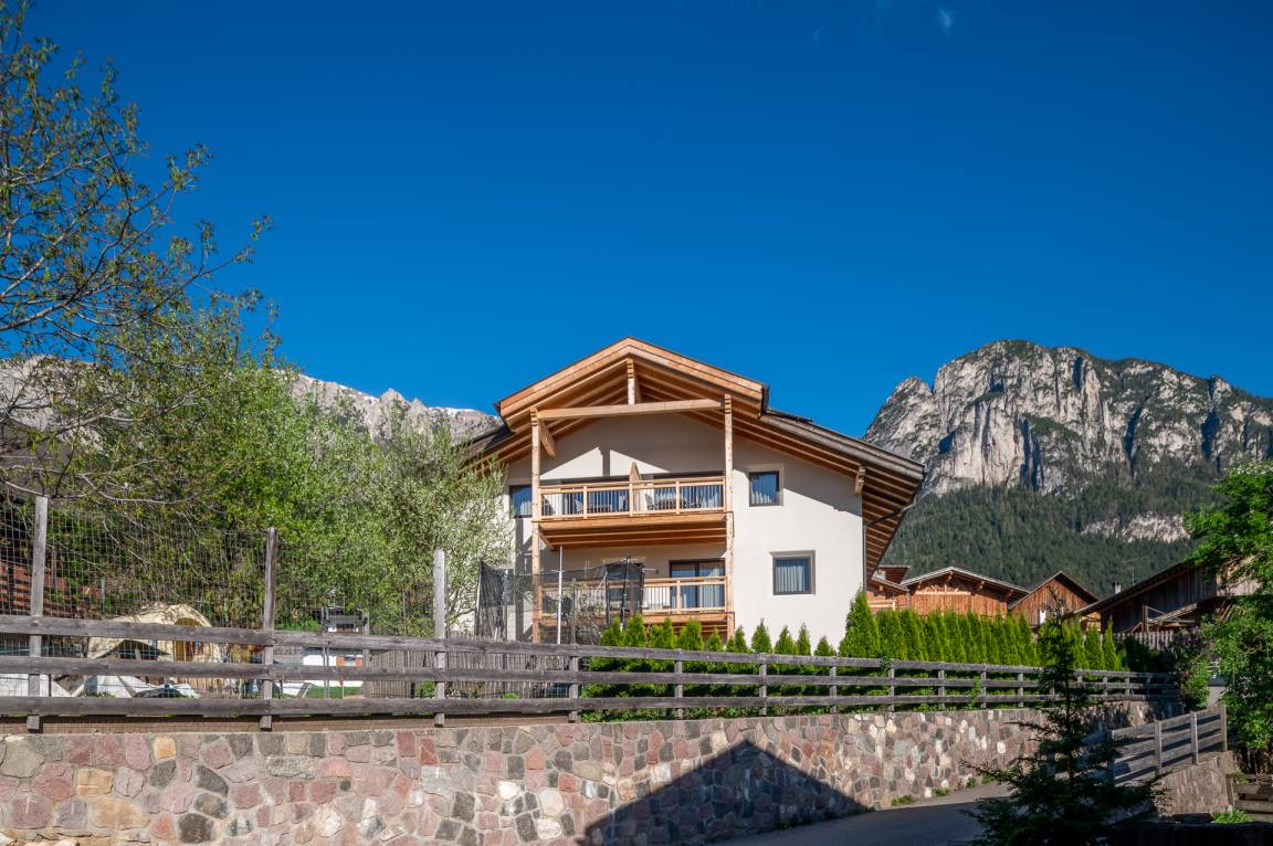 80 M² Appartement ∙ 2 Slaapkamers ∙ 6 Gasten - Rosengarten