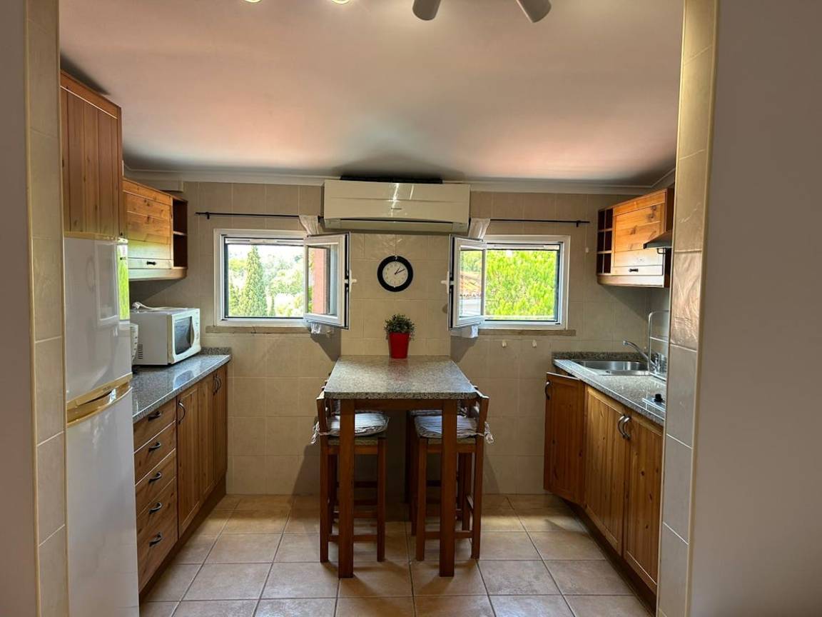 64 M² Ferienwohnung ∙ 2 Schlafzimmer ∙ 3 Gäste - Oeiras