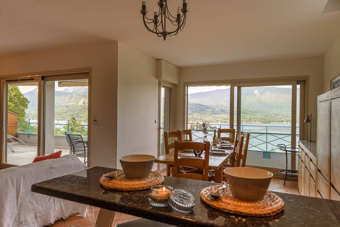 91 M² Appartement ∙ 2 Chambres ∙ 4 Personnes - Talloires-Montmin