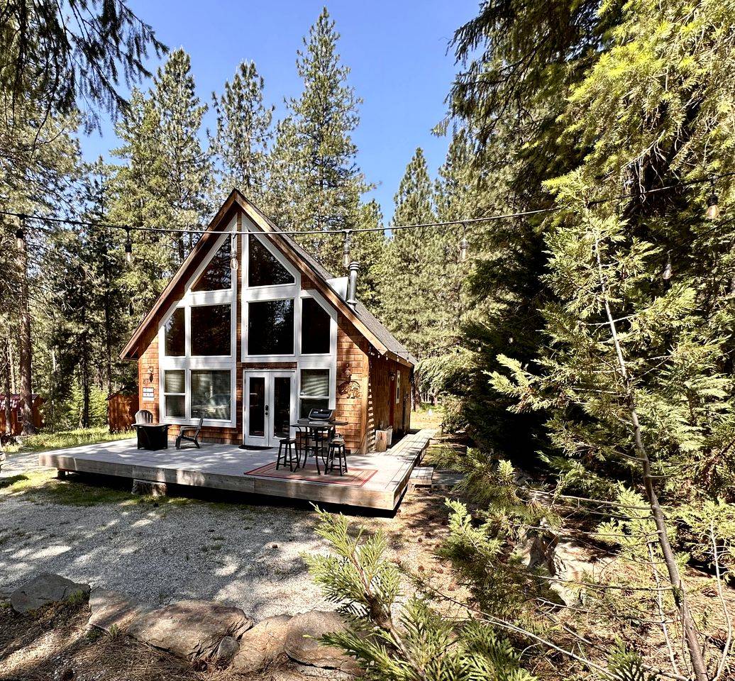 House ∙ 2 Bedrooms ∙ 4 Guests - Plain, WA