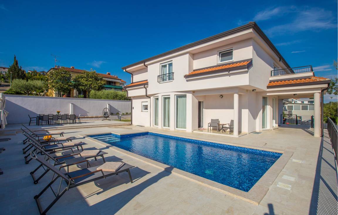 350 M² Casa Vacanza ∙ 5 Camere Da Letto ∙ 10 Ospiti - Parenzo
