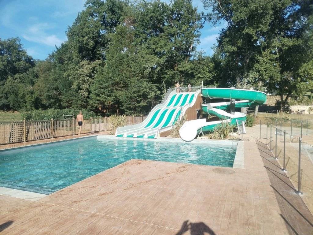 32 M² Camping ∙ 2 Chambres ∙ 7 Personnes - Fumel