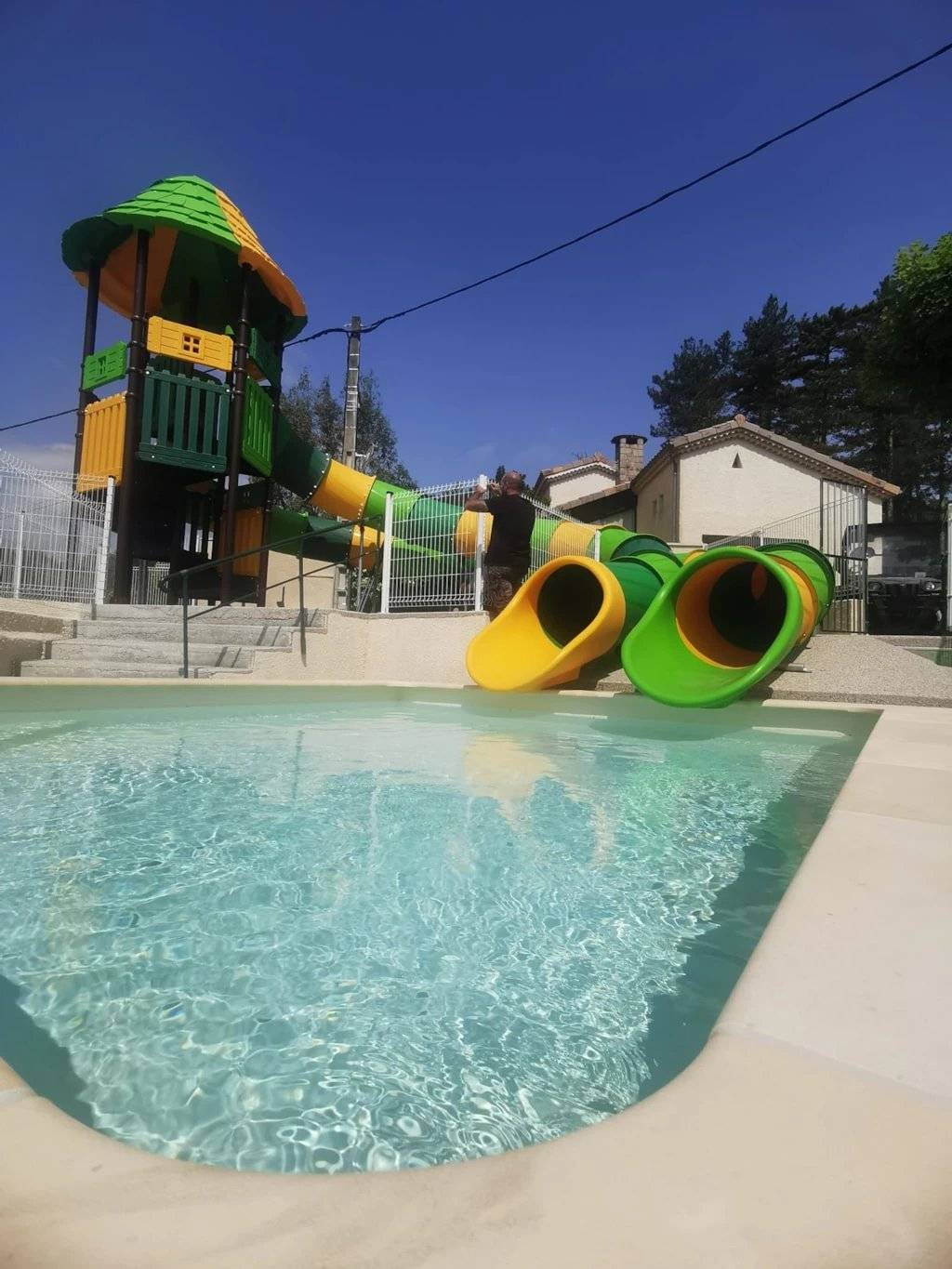 21 M² Chalet ∙ 2 Bedrooms ∙ 4 Guests - Ardèche