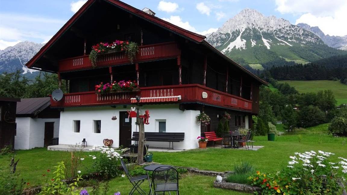 85 M² Apartment ∙ 2 Bedrooms ∙ 4 Guests - Ellmau