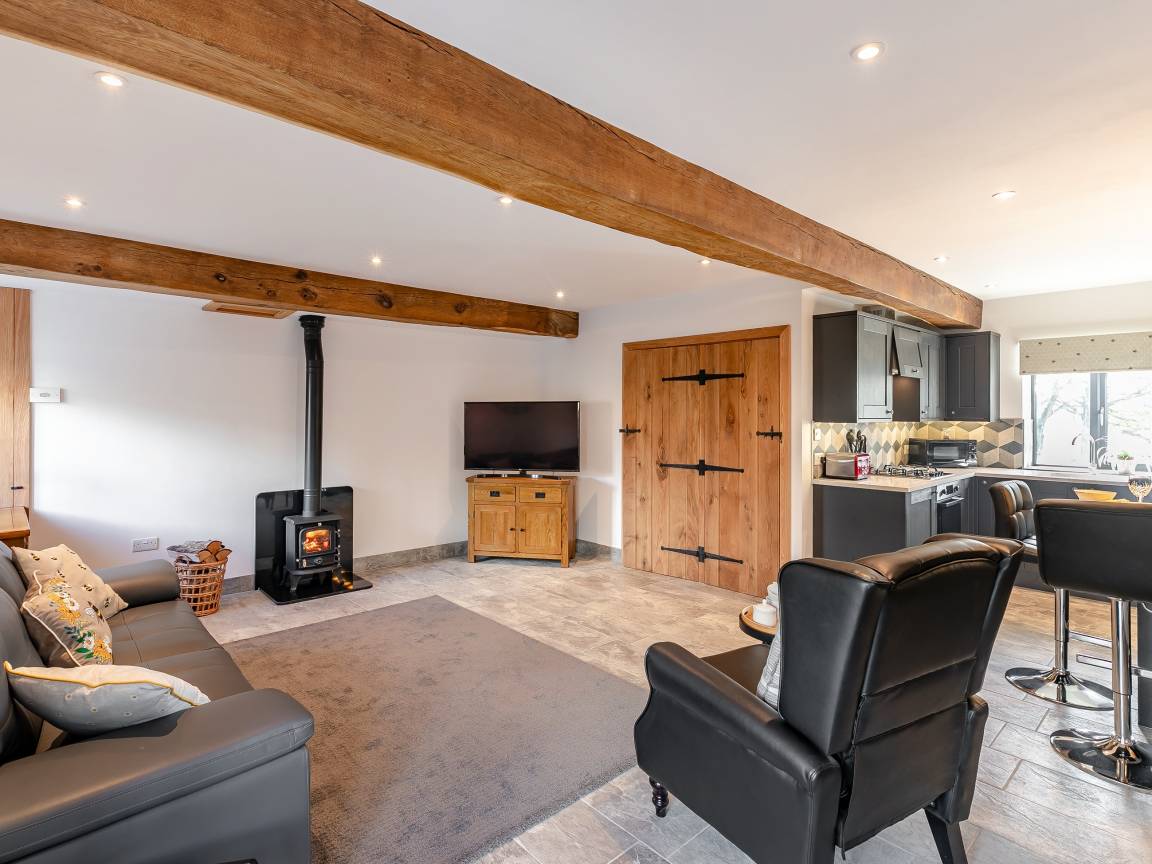 Cottage ∙ 2 Bedrooms ∙ 4 Guests - Manchester