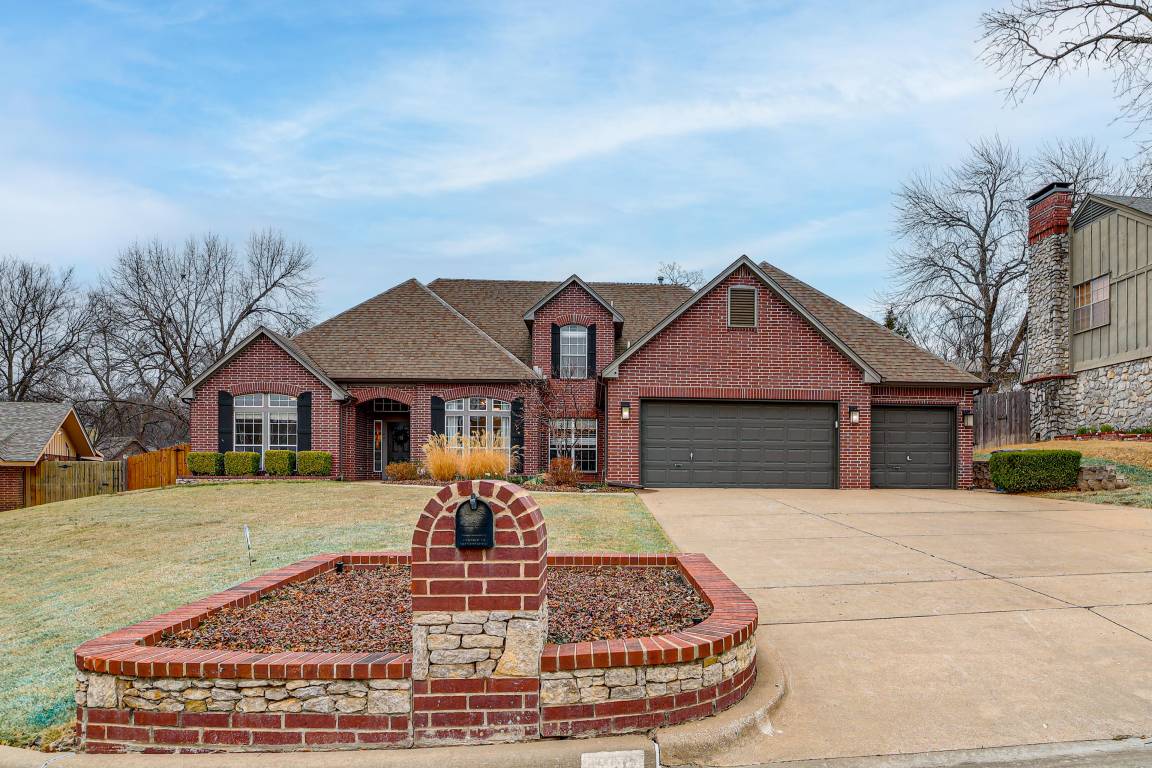 357 M² House ∙ 5 Bedrooms ∙ 14 Guests - Oklahoma