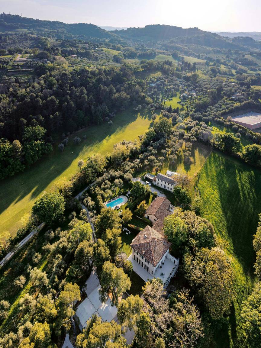 300 M² House ∙ 4 Bedrooms ∙ 9 Guests - Fano