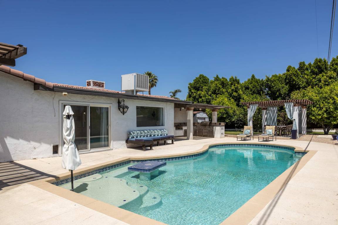 House ∙ 3 Bedrooms ∙ 6 Guests - Palm Springs, CA