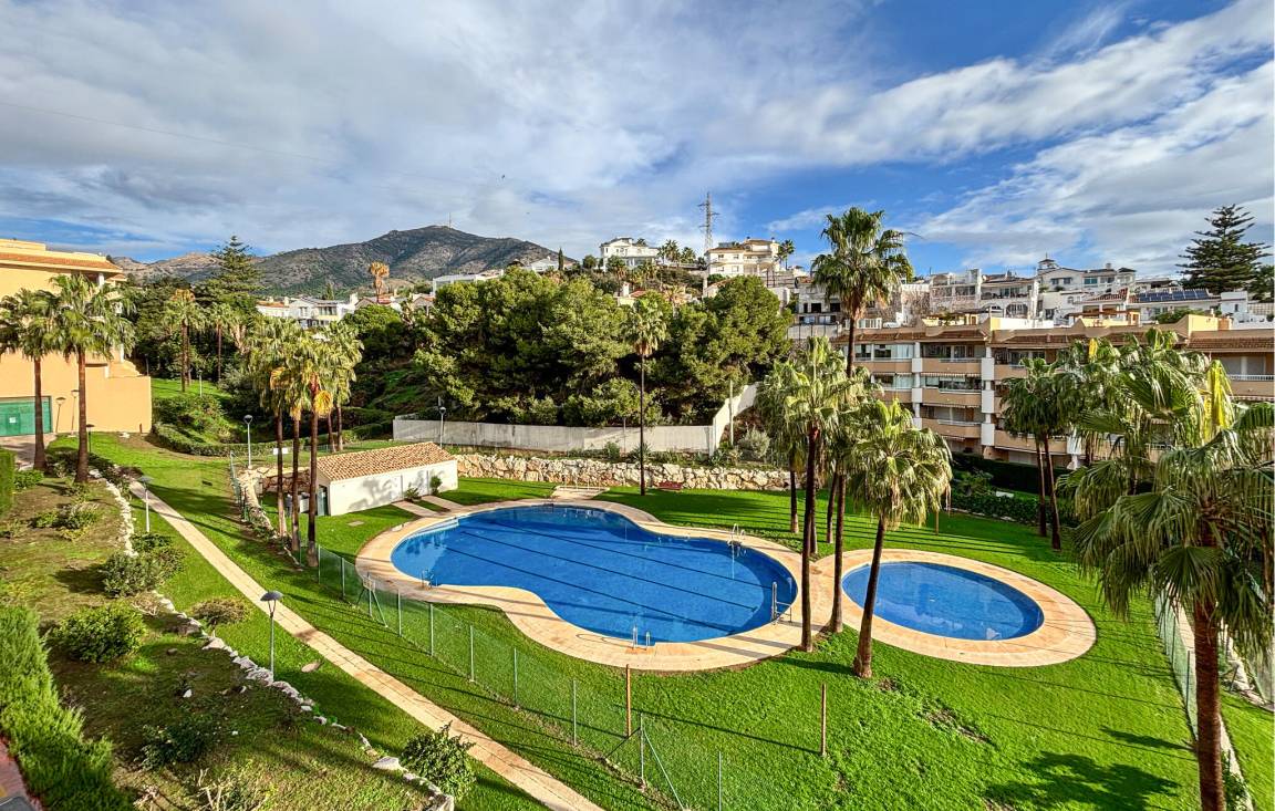 100 M² Ferienwohnung ∙ 2 Schlafzimmer ∙ 5 Gäste - Fuengirola