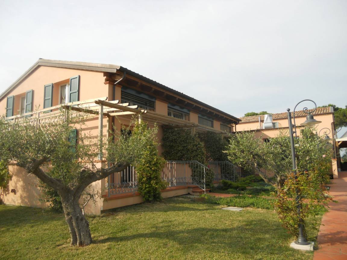 Habitación Privada ∙ 1 Habitación ∙ 5 Huéspedes - Santarcangelo di Romagna