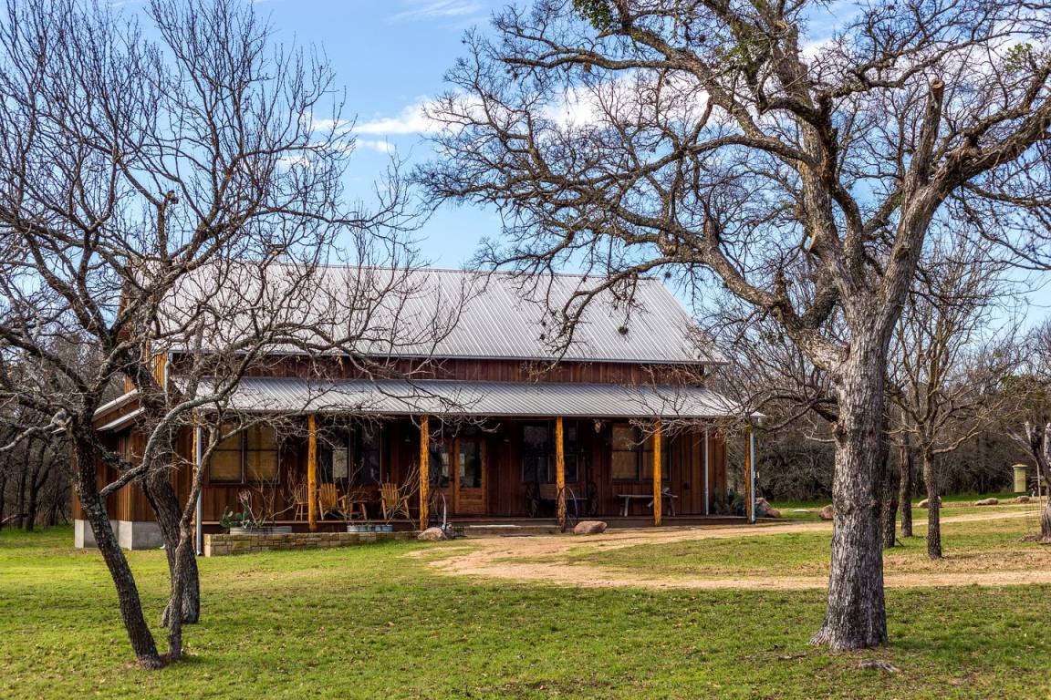 House ∙ 4 Bedrooms ∙ 20 Guests - Texas