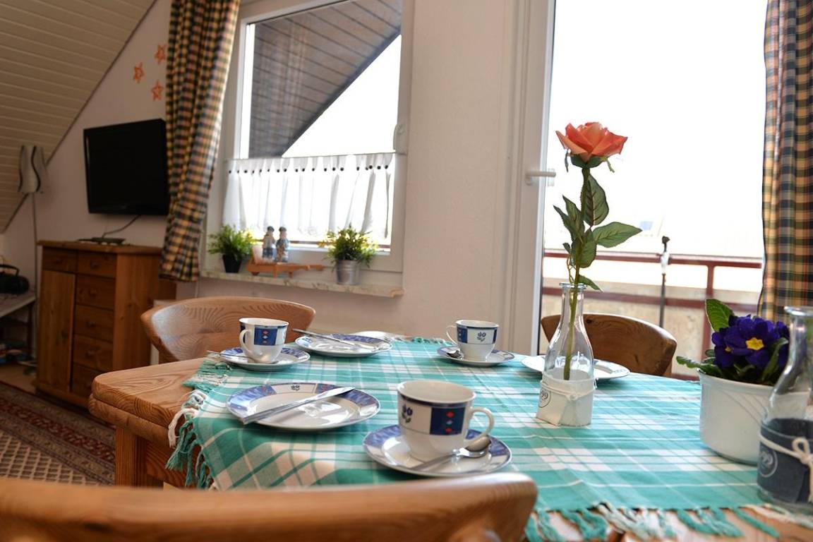 46 M² Ferienwohnung ∙ 2 Schlafzimmer ∙ 2 Gäste - Nordenham