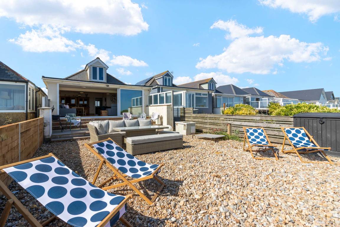 159 M² House ∙ 5 Bedrooms ∙ 12 Guests - Herstmonceux Castle