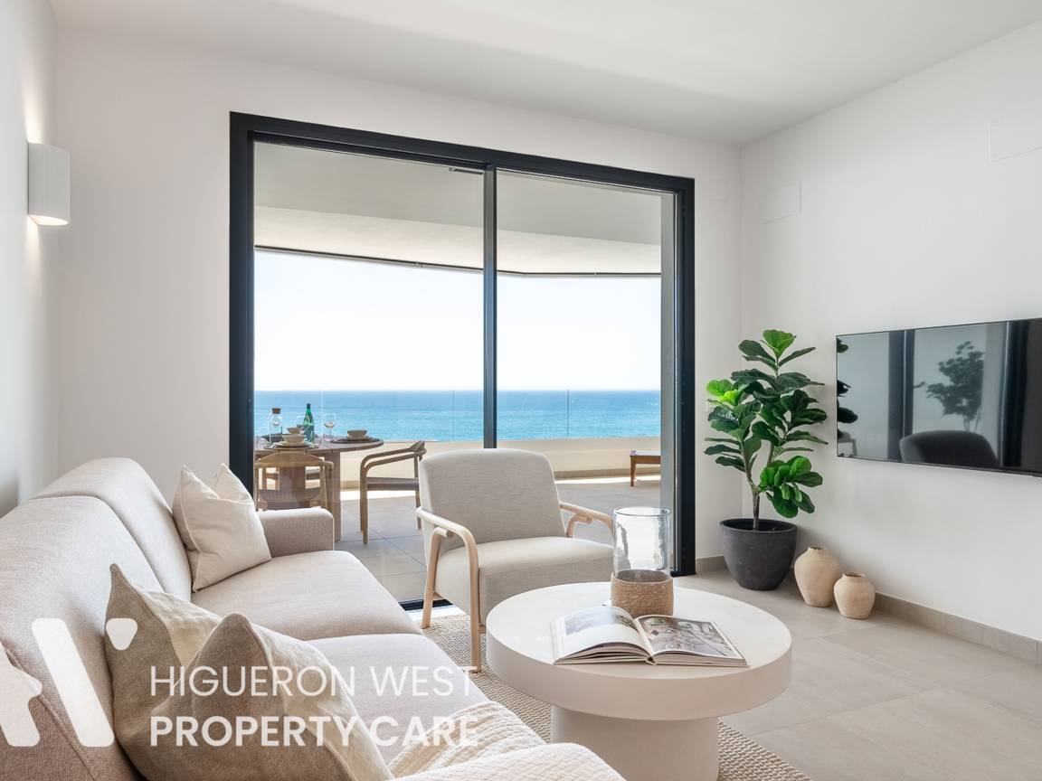 84 M² Apartamento ∙ 2 Habitaciones ∙ 4 Huéspedes - Benalmádena