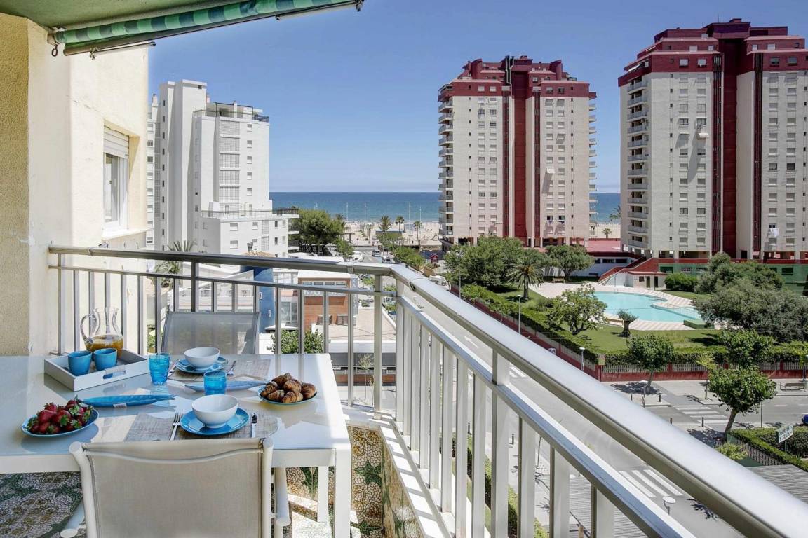 90 M² Appartement ∙ 3 Chambres ∙ 6 Personnes - Gandie