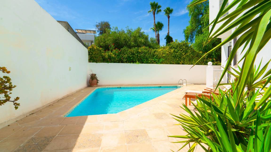 380 M² Villa ∙ 3 Chambres ∙ 6 Personnes - Marsa