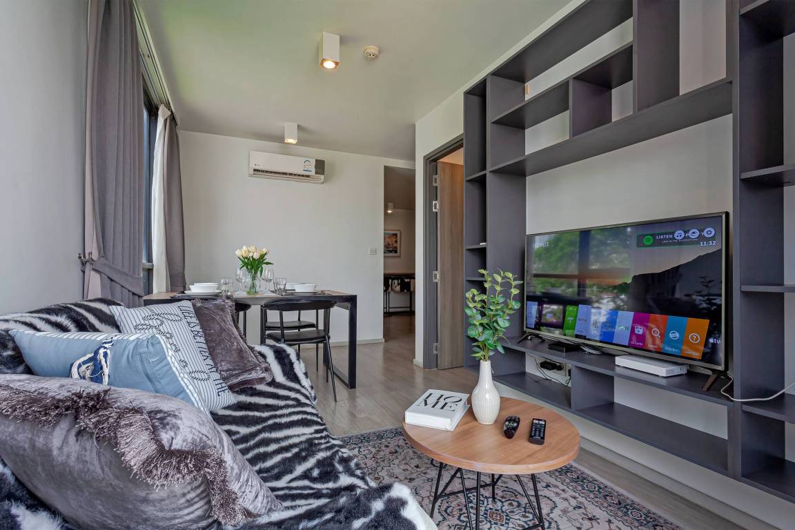 65 M² Apartment ∙ 2 Bedrooms ∙ 3 Guests - Bangkok