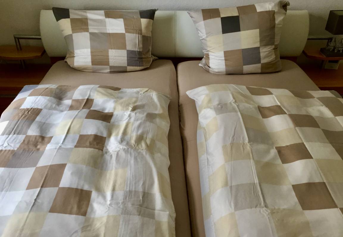100 M² Ferienwohnung ∙ 3 Schlafzimmer ∙ 4 Gäste - Schwanau