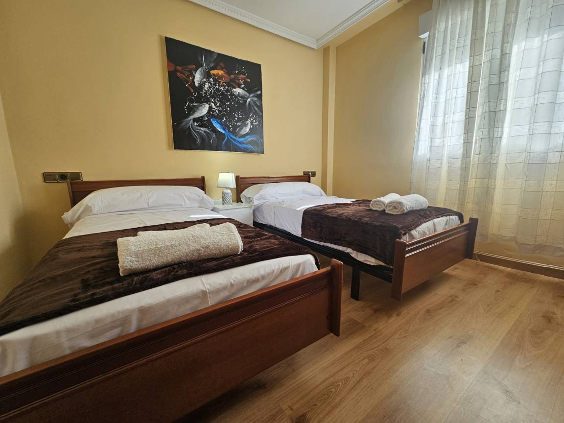 101 M² Apartamento ∙ 3 Habitaciones ∙ 6 Huéspedes - Langreo