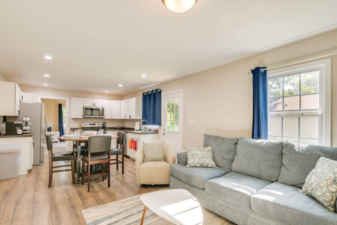 122 M² Huis ∙ 3 Slaapkamers ∙ 6 Gasten - Greenville, SC