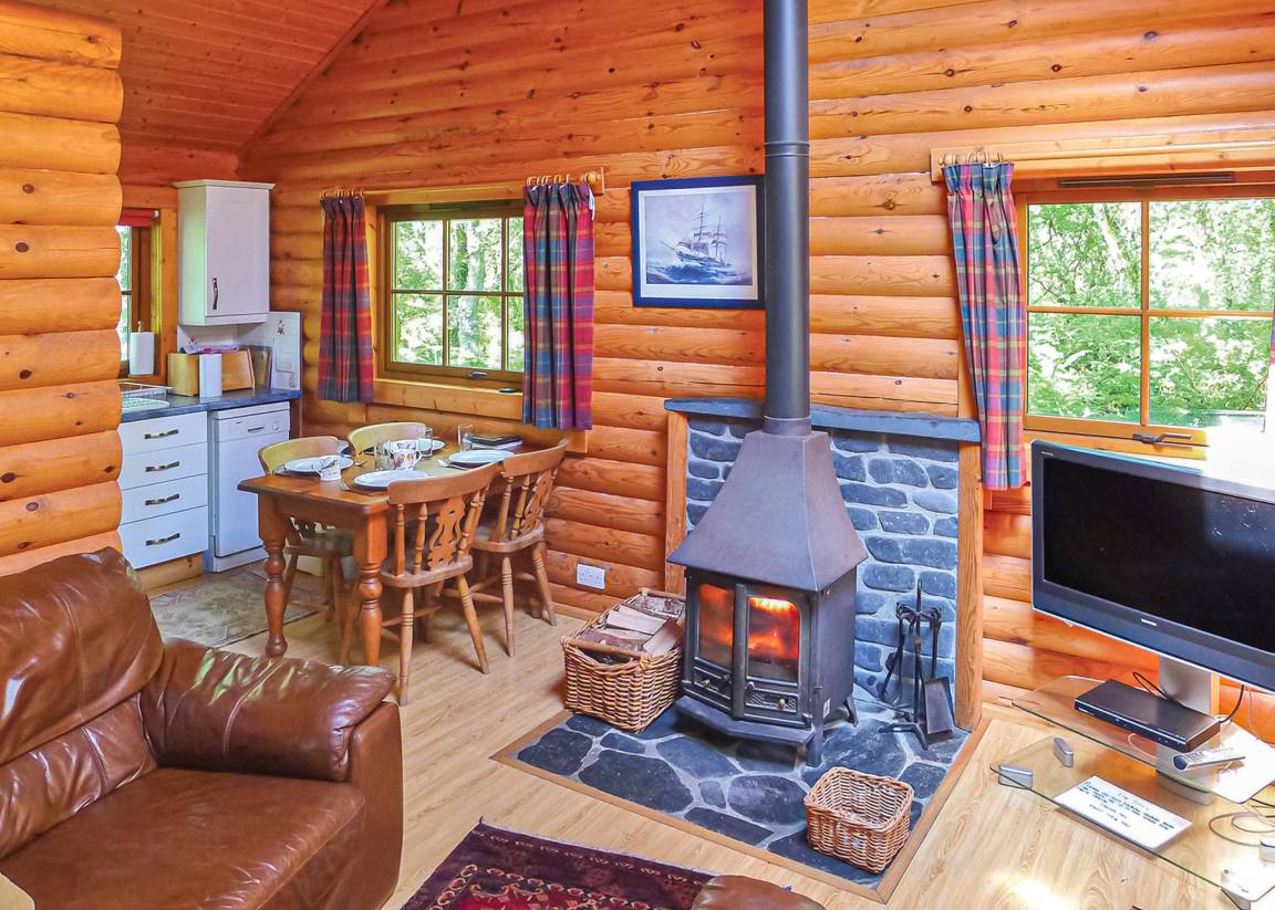 Chalet ∙ 2 Bedrooms ∙ 4 Guests - Jura
