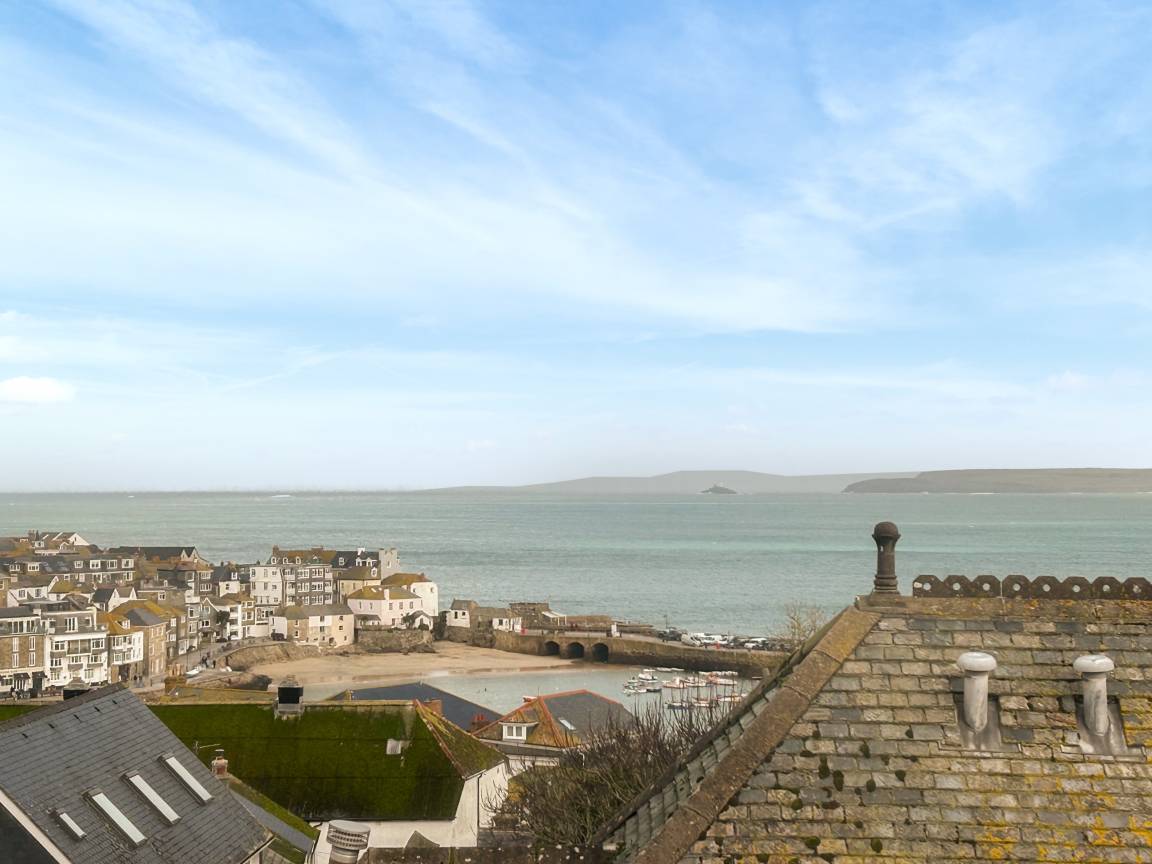 Apartment ∙ 3 Bedrooms ∙ 6 Guests - St Ives