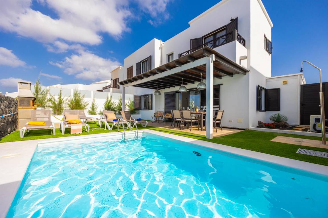 200 M² Villa ∙ 3 Schlafzimmer ∙ 6 Gäste - Lanzarote