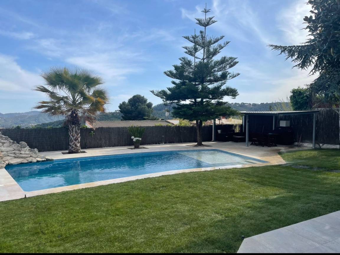 Casa ∙ 2 Habitaciones ∙ 4 Huéspedes - Martorell