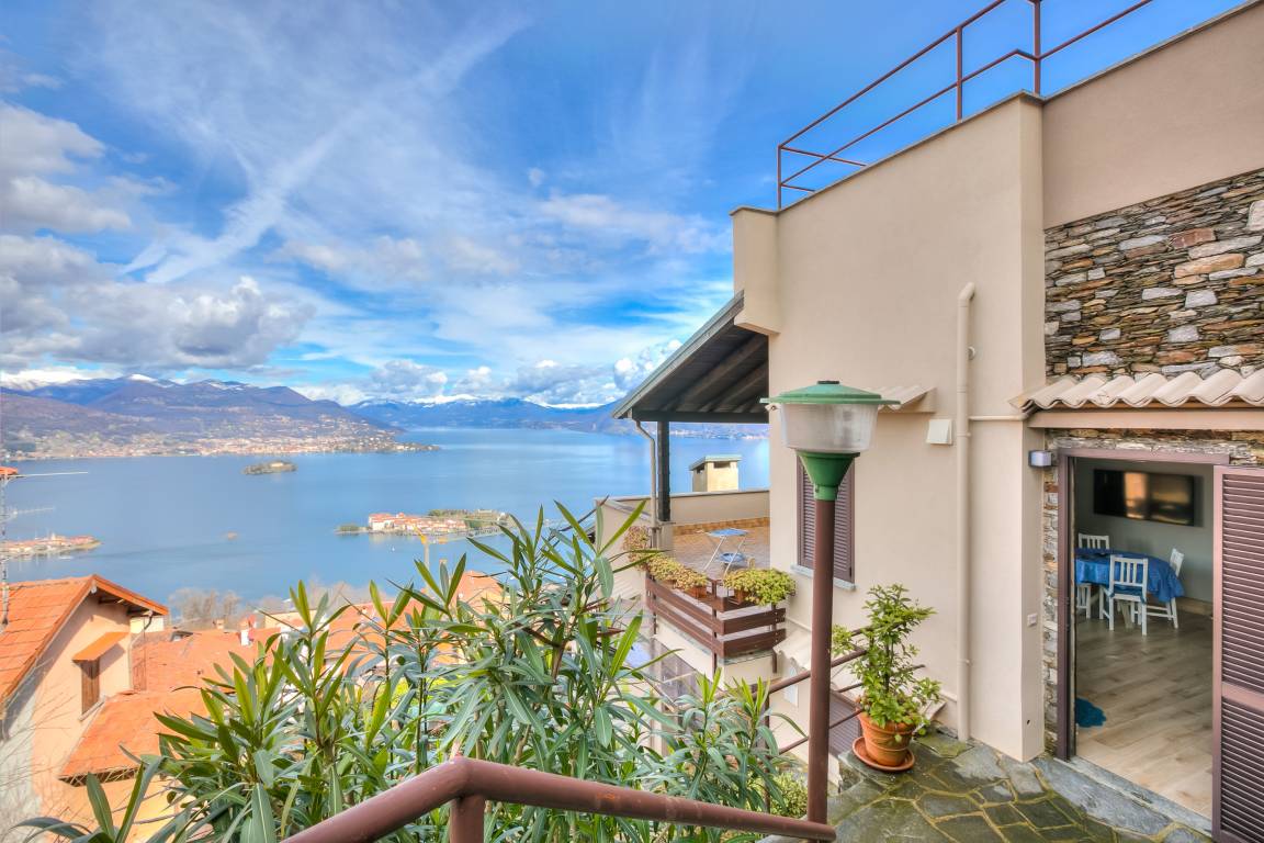 70 M² Ferienhaus ∙ 1 Schlafzimmer ∙ 5 Gäste - Baveno
