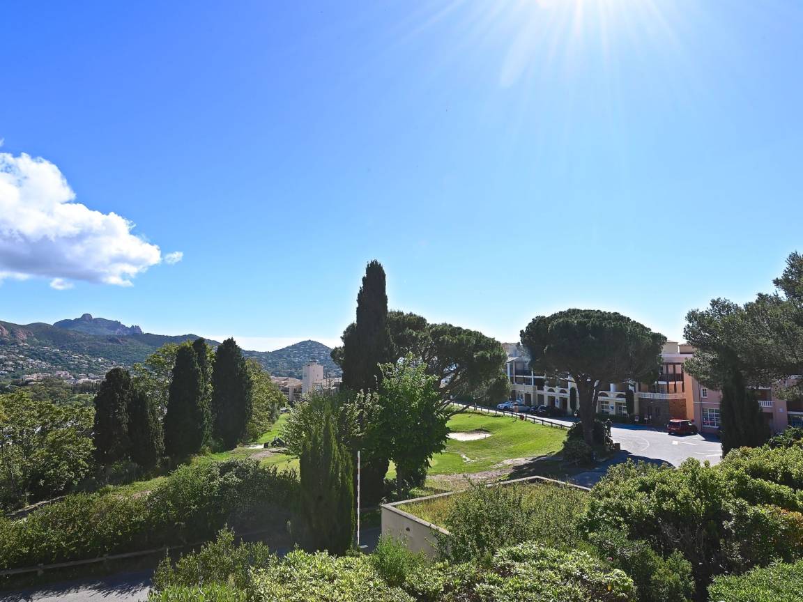 30 M² House ∙ 1 Bedroom ∙ 4 Guests - Cap Estérel