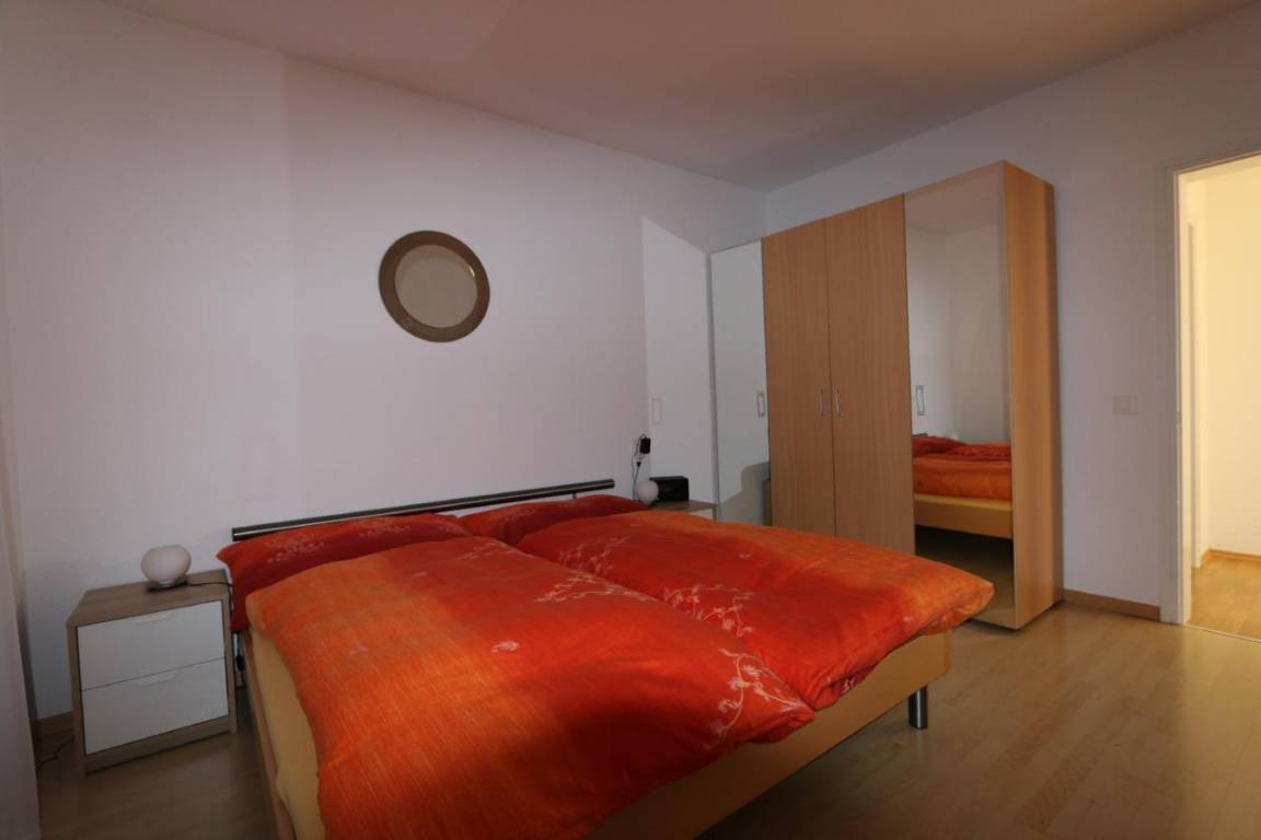 83 M² Ferienhaus ∙ 2 Schlafzimmer ∙ 4 Gäste - Gordola