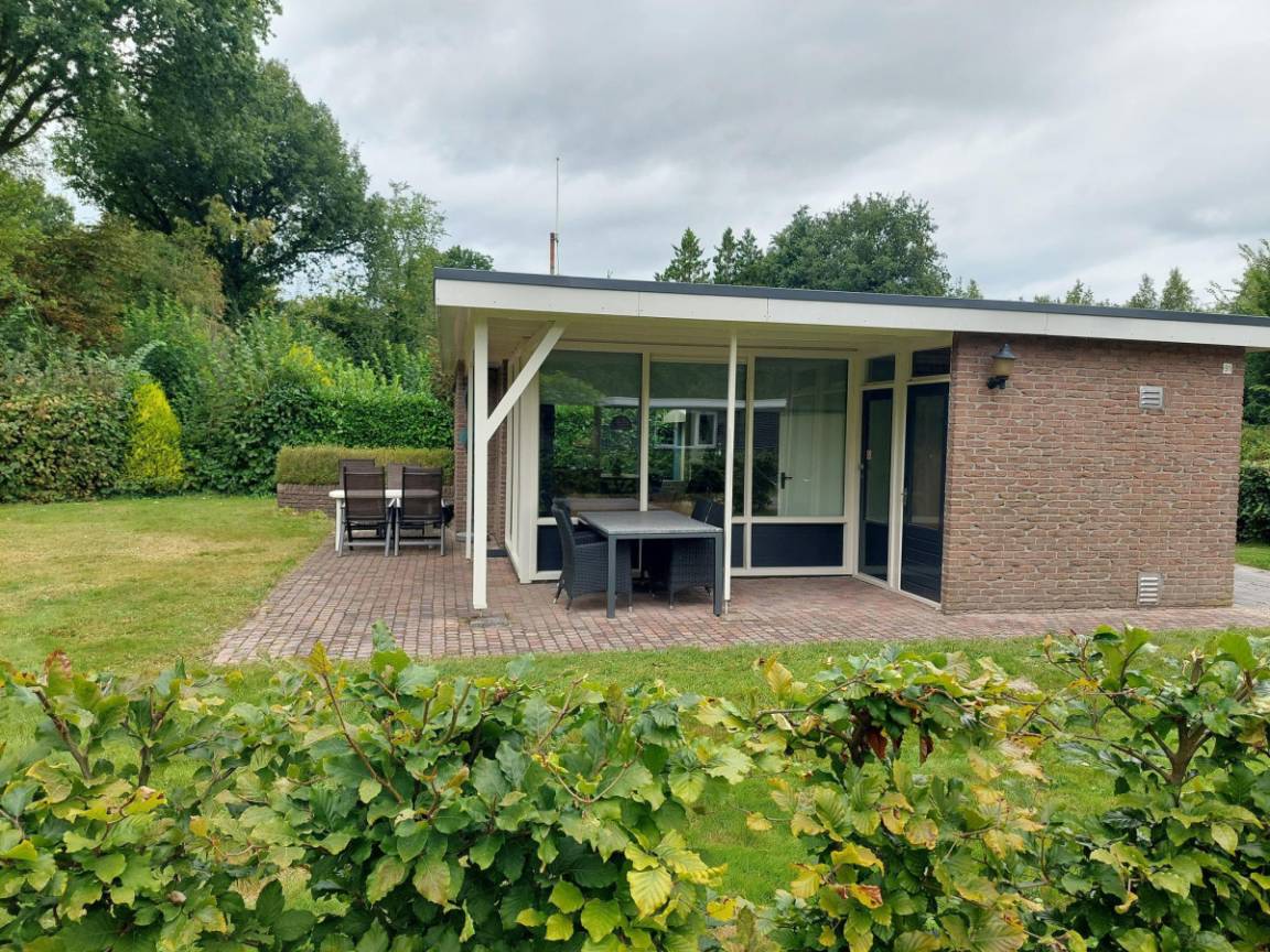 40 M² Ferienhaus ∙ 2 Schlafzimmer ∙ 4 Gäste - Stadskanaal