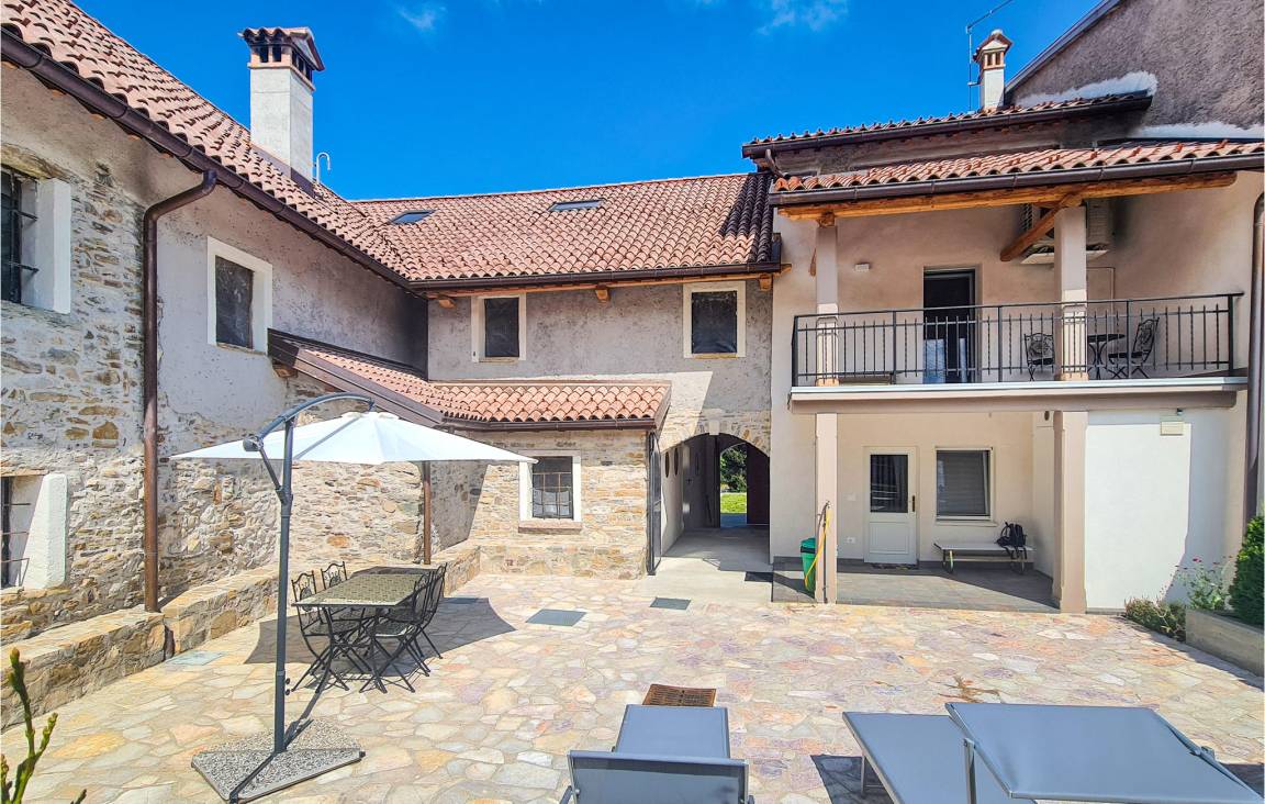 85 M² House ∙ 2 Bedrooms ∙ 4 Guests - Mel