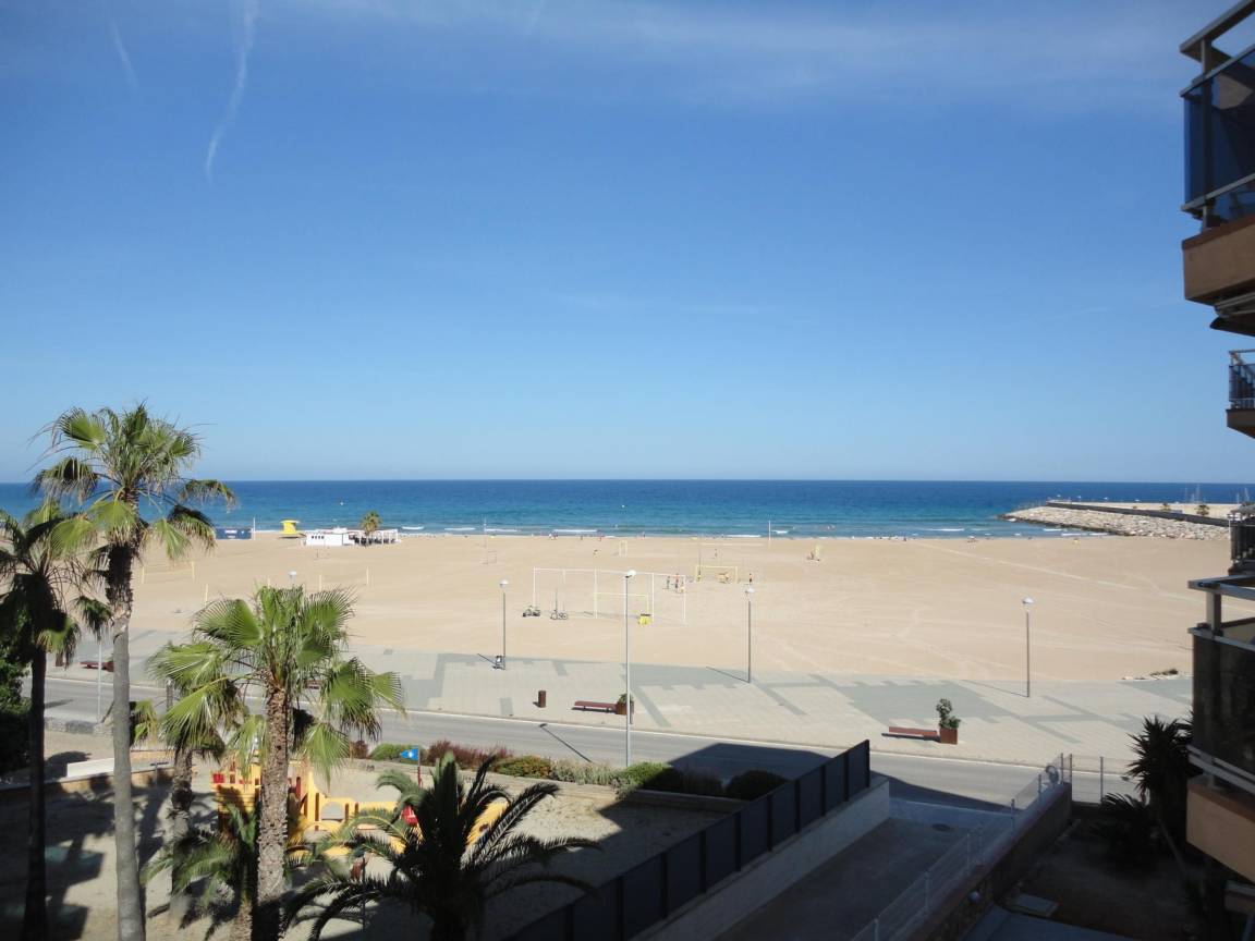 60 M² Apartamento ∙ 2 Habitaciones ∙ 4 Huéspedes - Torredembarra