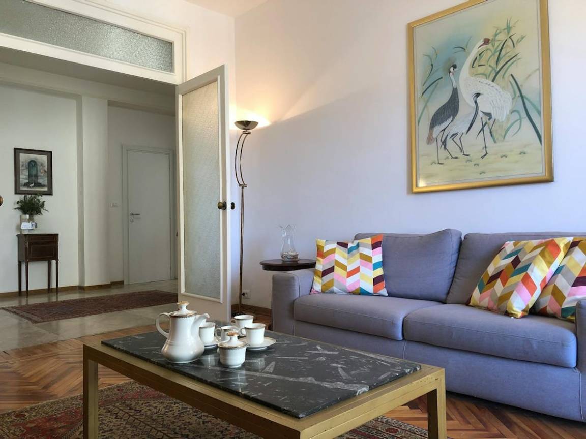 100 M² Apartment ∙ 2 Bedrooms ∙ 8 Guests - Turin